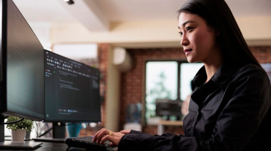 Which are the Top 5 IT jobs that are in demand in the UK?